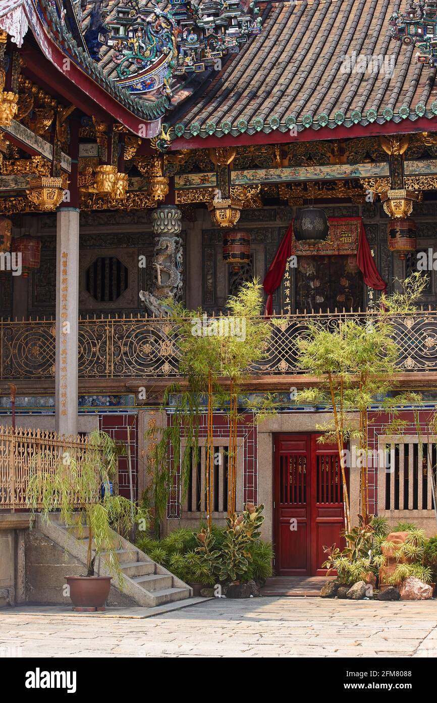 Chinese Temple in Penang Stock Photo - Alamy