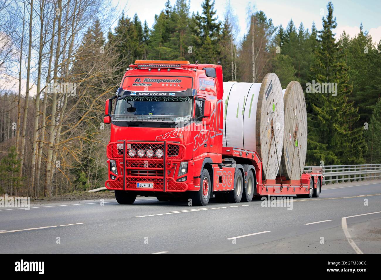 Cable reels hi-res stock photography and images - Alamy