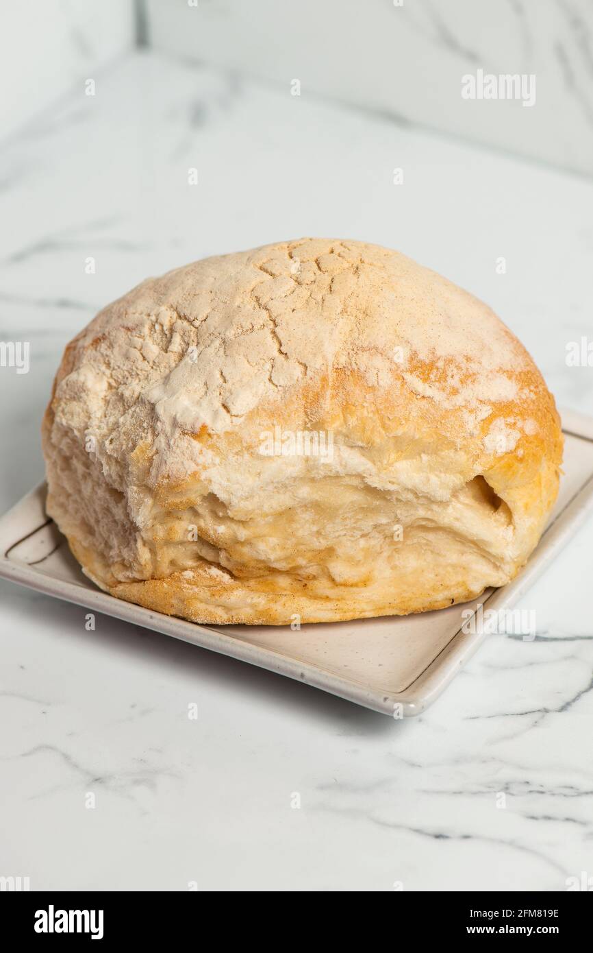 Scotch bun hi-res stock photography and images - Alamy