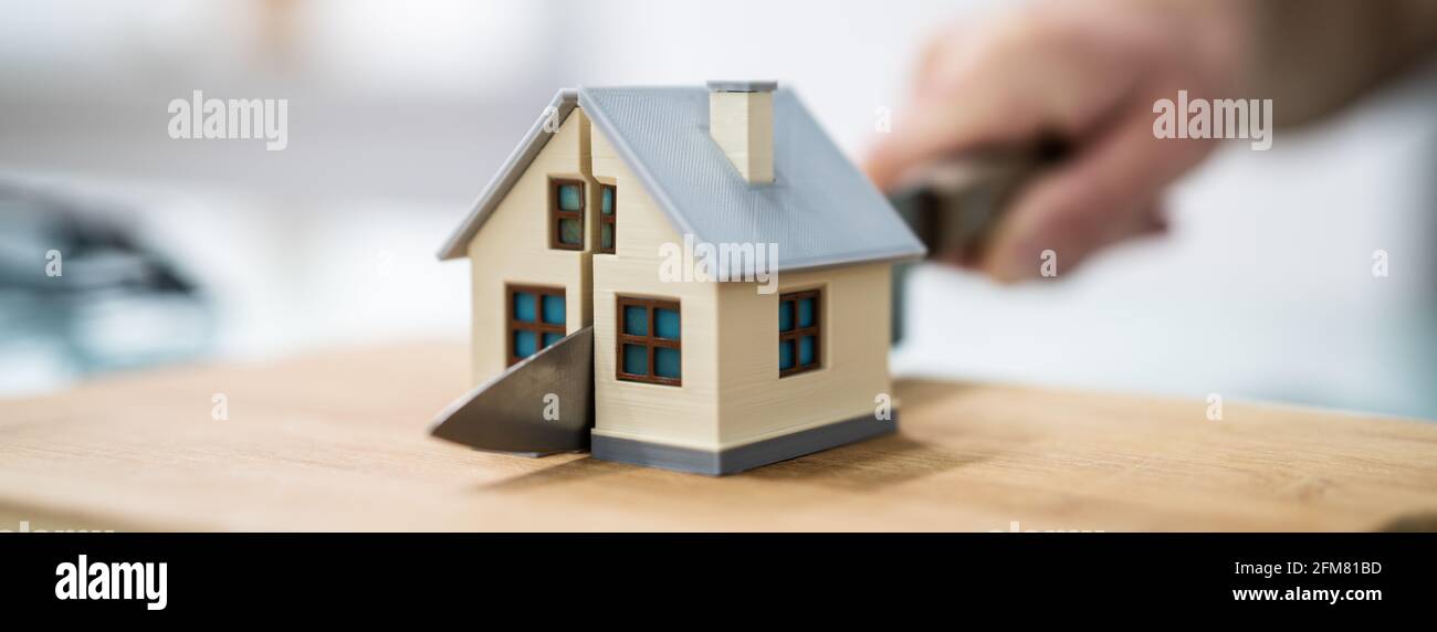 Property division hi-res stock photography and images - Alamy