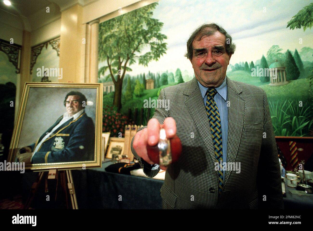 Fred trueman hi-res stock photography and images - Alamy