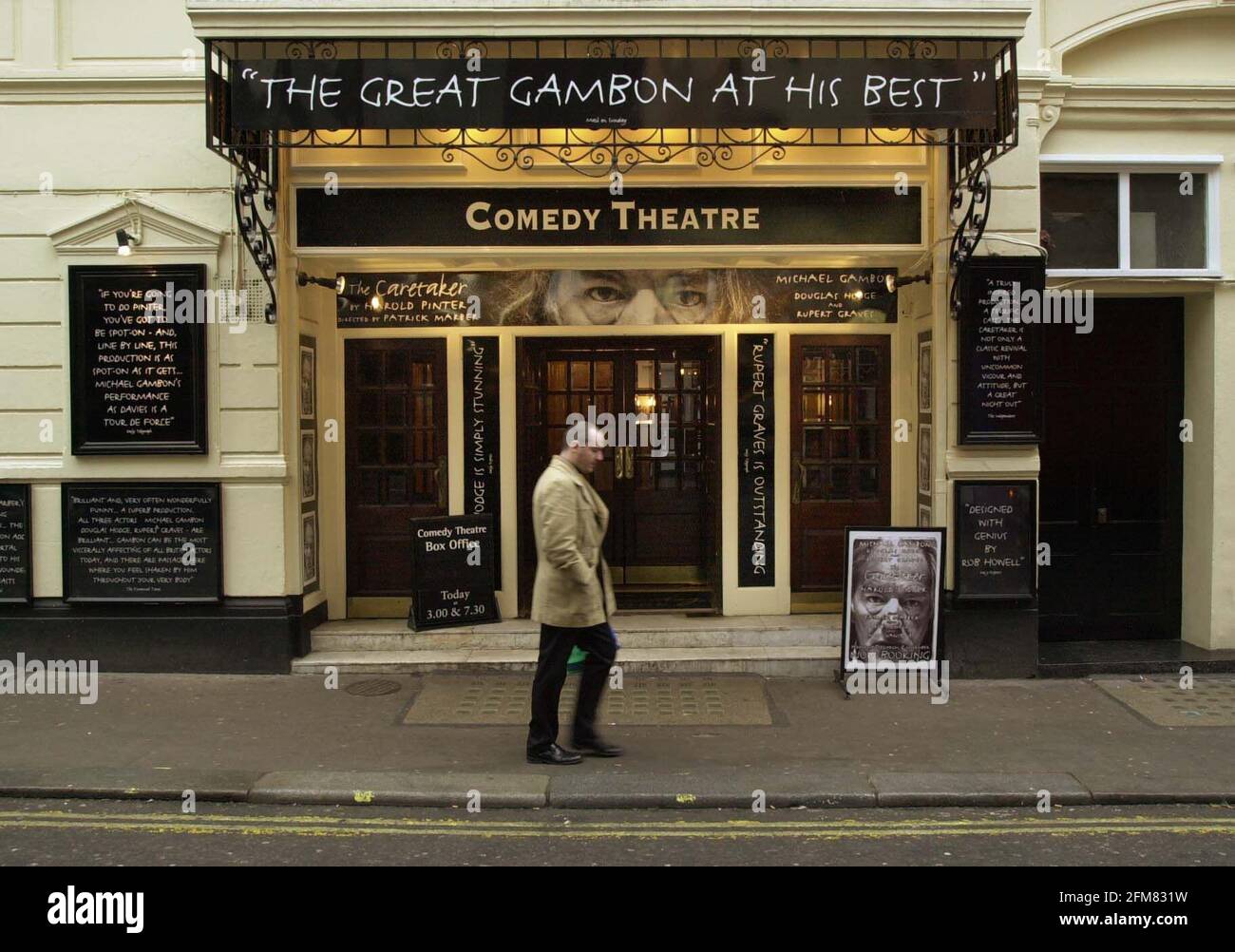 Comedy theatre hi-res stock photography and images - Alamy