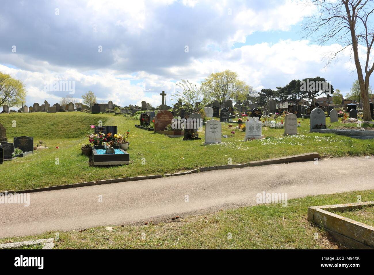 Kent cemetery hi-res stock photography and images - Alamy