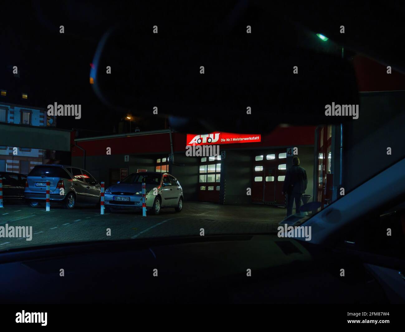 Atu auto repair hi-res stock photography and images - Alamy