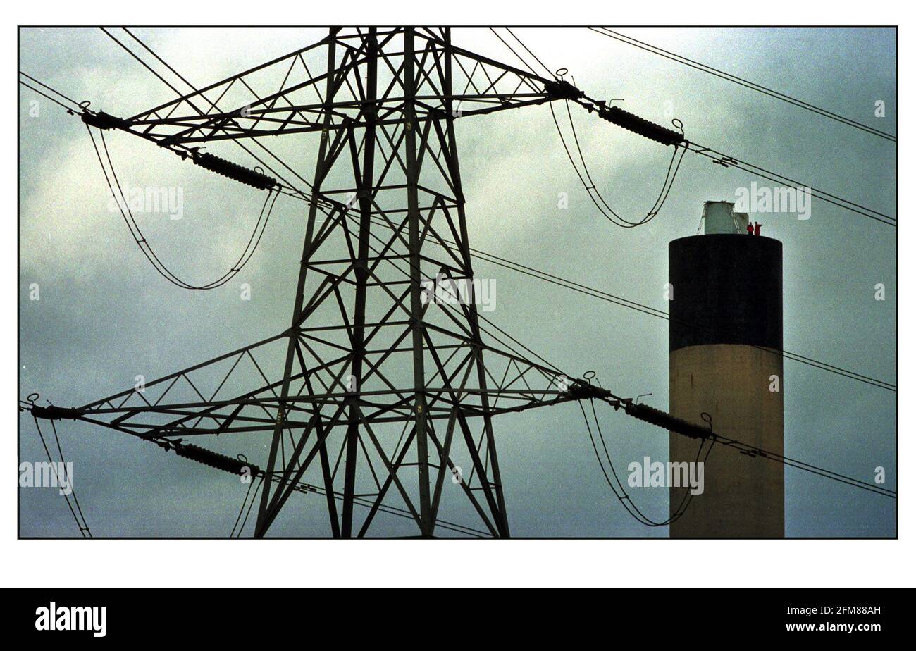 Greenpeace Demonstrators on the London Waste Chimney, Oct 2000 checking ...