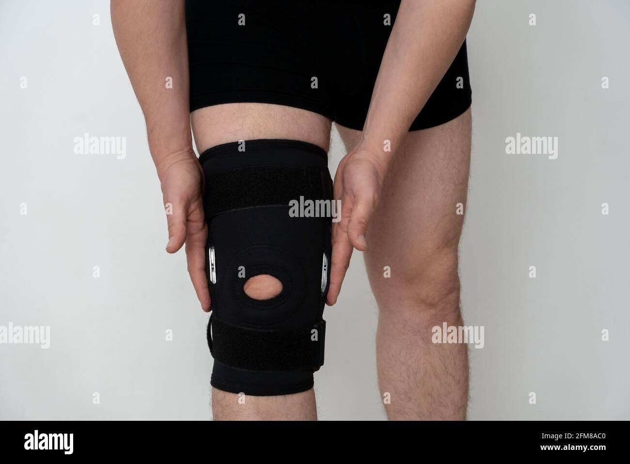 Orthosis on male leg hi-res stock photography and images - Alamy