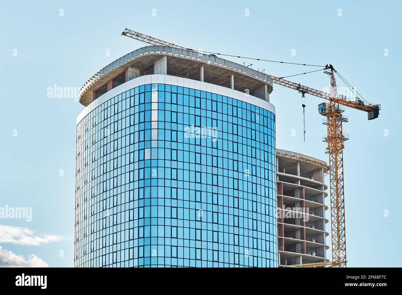 Roof construction skyscraper hi-res stock photography and images - Alamy