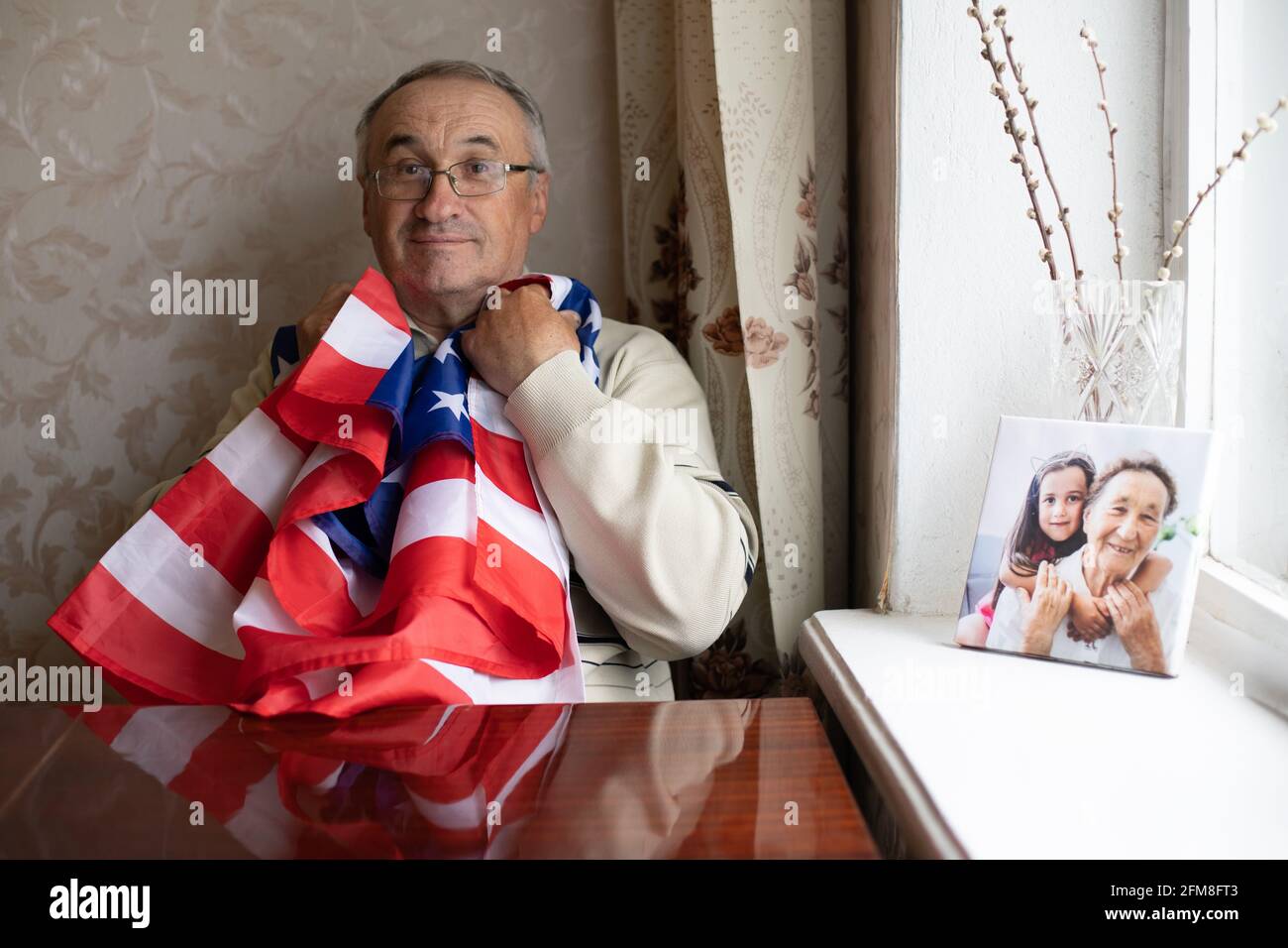 Patriotic Retired Man With Usa Flag Stock Photo - Alamy