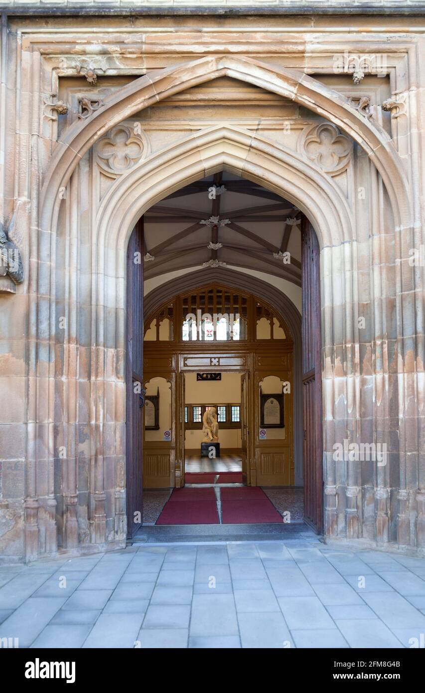 Entrance to Queen's University looking towards the Black and White Hall ...