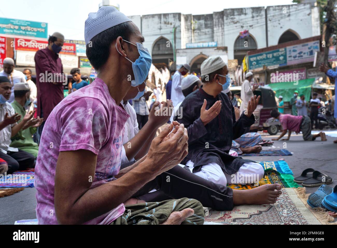 Jumma namaz hi-res stock photography and images - Alamy