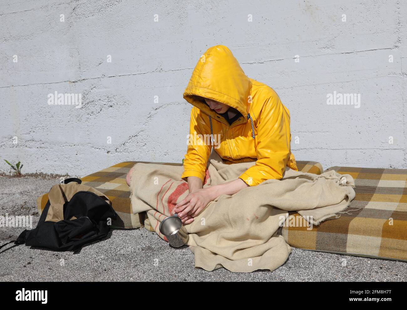 Filthy dress hi-res stock photography and images - Alamy