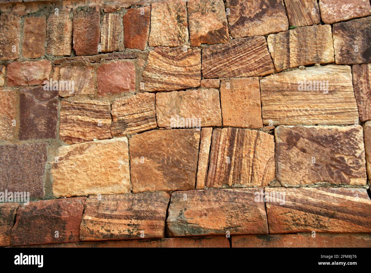 Grain structure and pattern of dressed red sandstone slabs Stock Photo ...