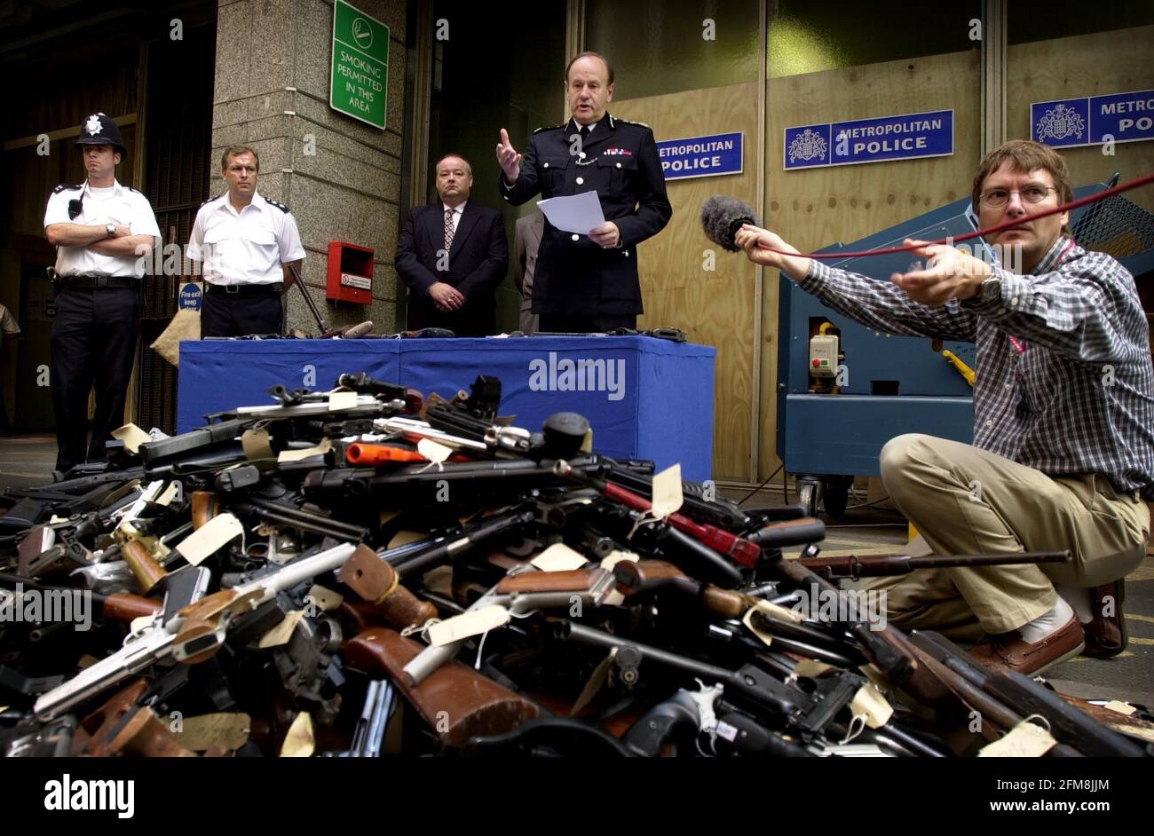Policenews hi-res stock photography and images - Alamy