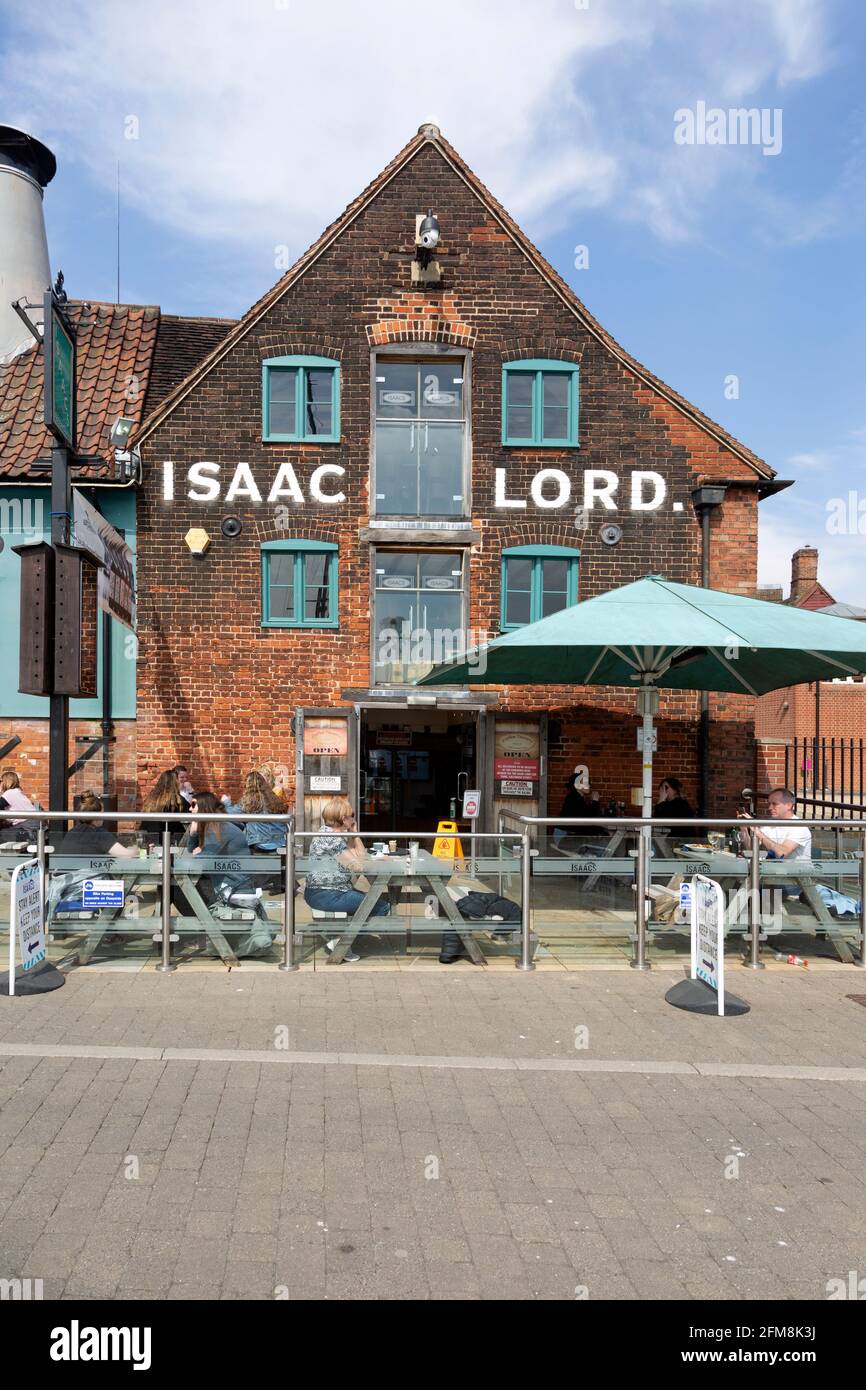 Isaac Lord pub converted warehouse building, Wet Dock, Ipswich ...