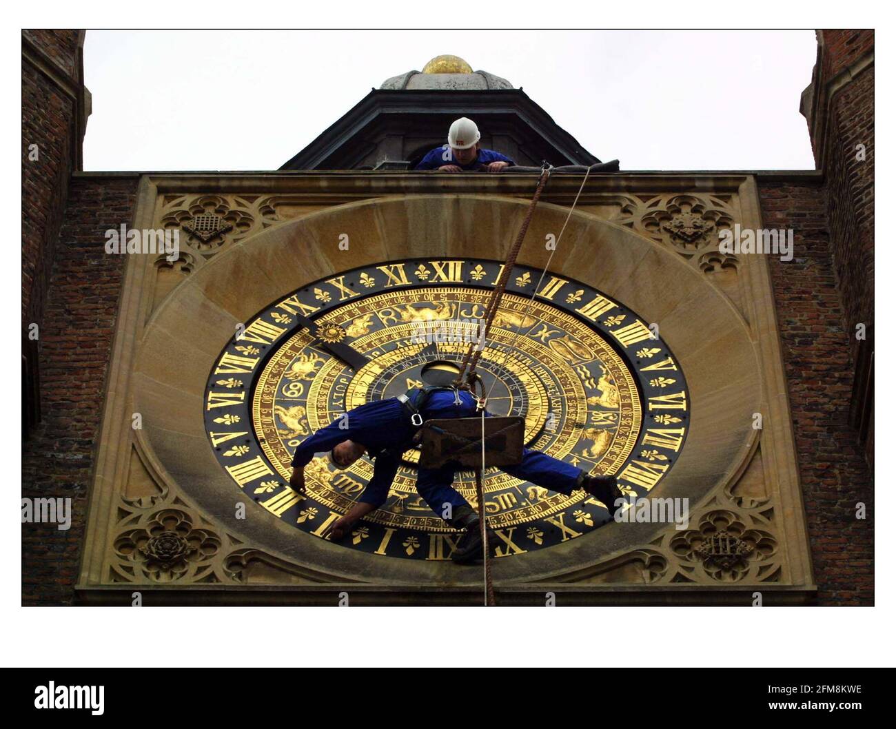 Hampton court palace clock court Cut Out Stock Images & Pictures - Alamy