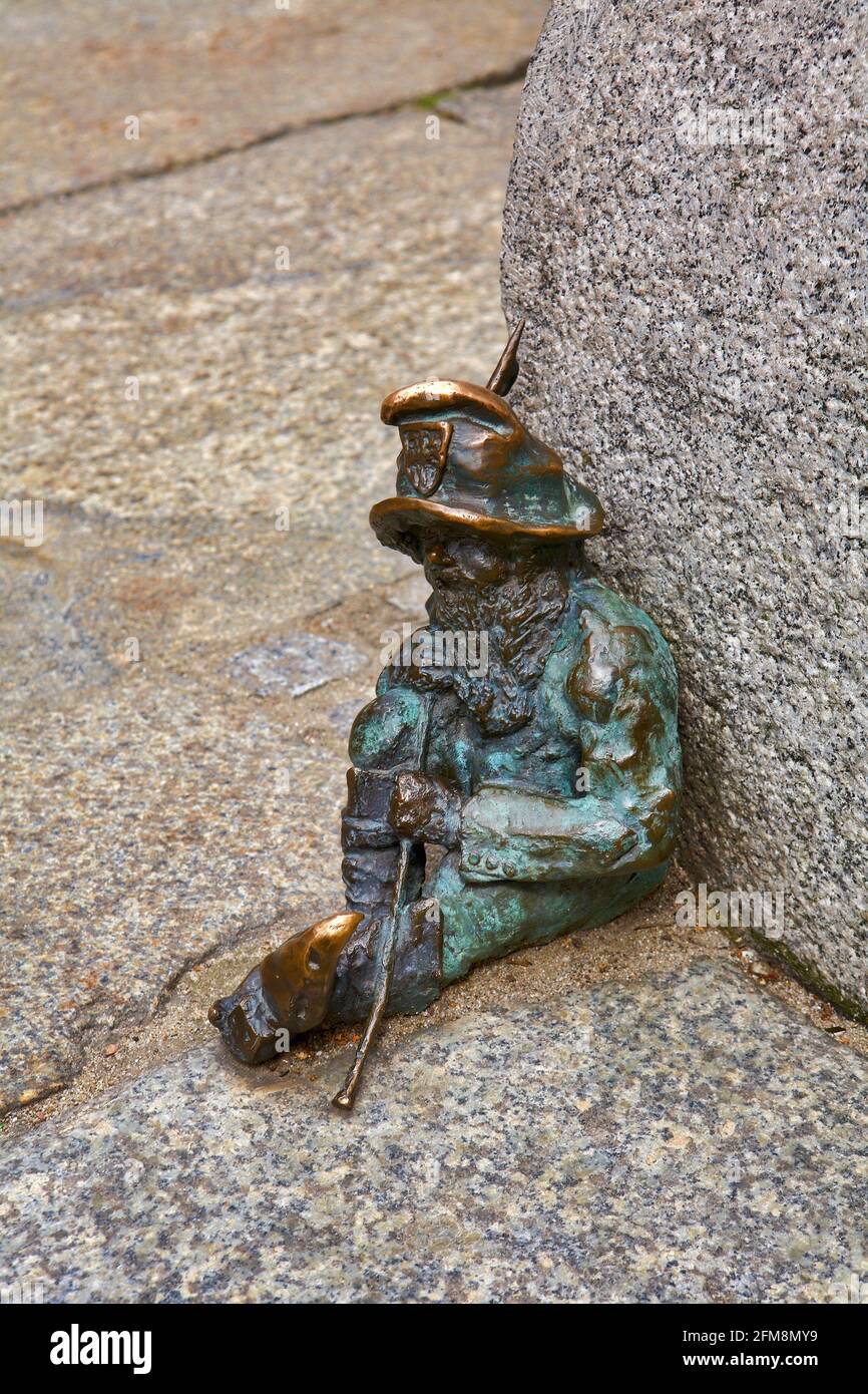 Poland, Wroclaw, gnom figure, Lower Silesia voivodeship Stock Photo - Alamy