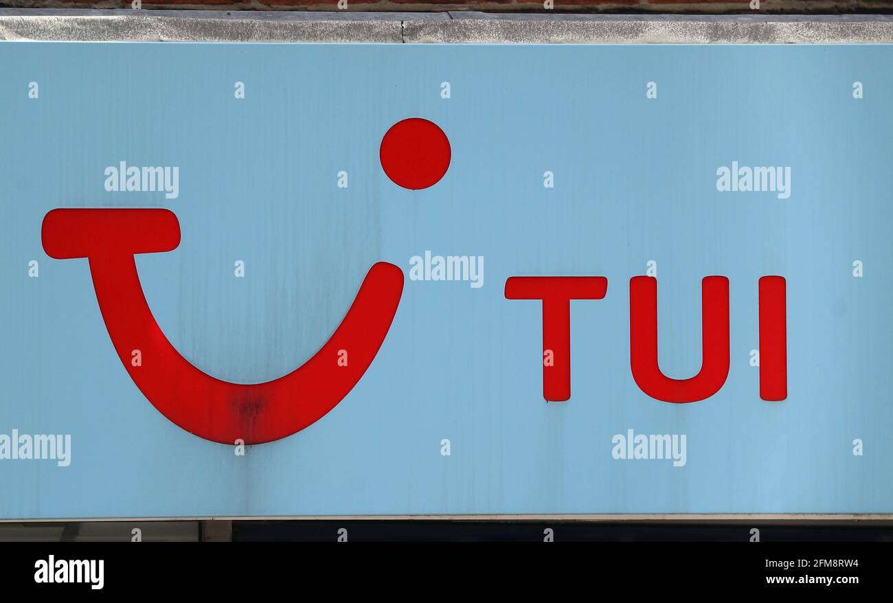 Tui ampics hi-res stock photography and images - Alamy