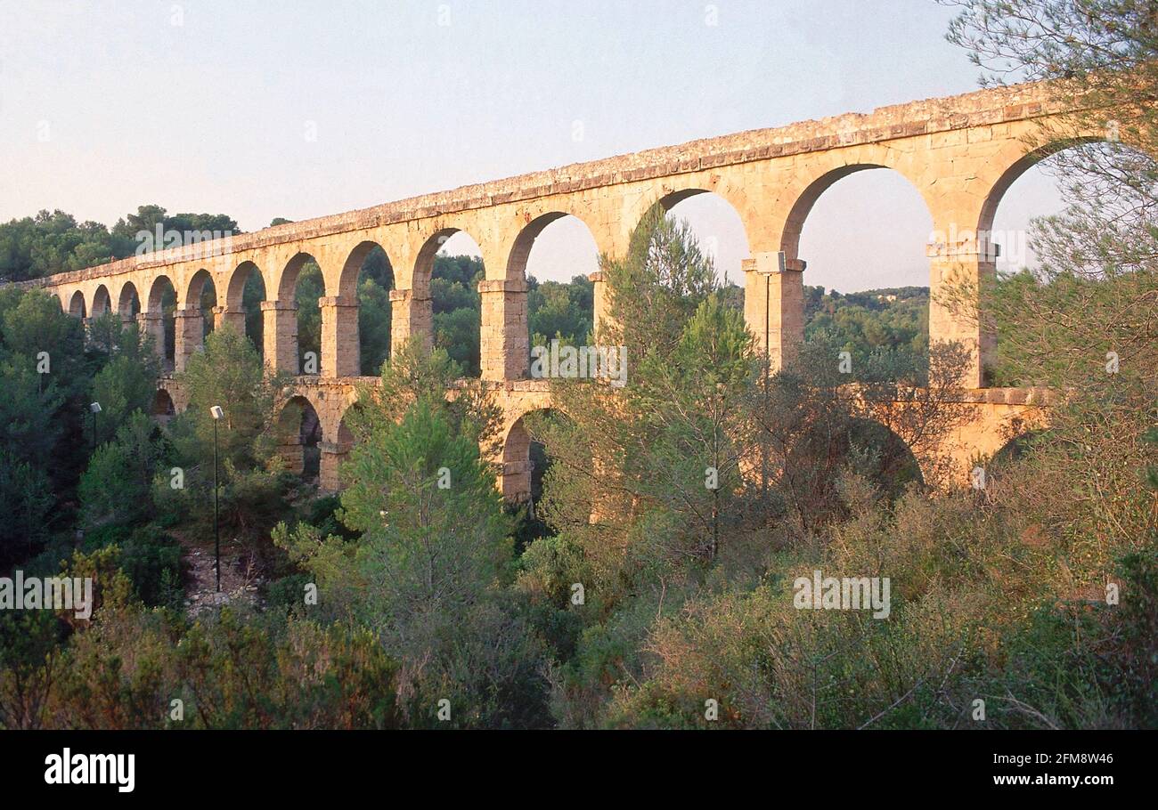 Puente de ferreres hi-res stock photography and images - Alamy