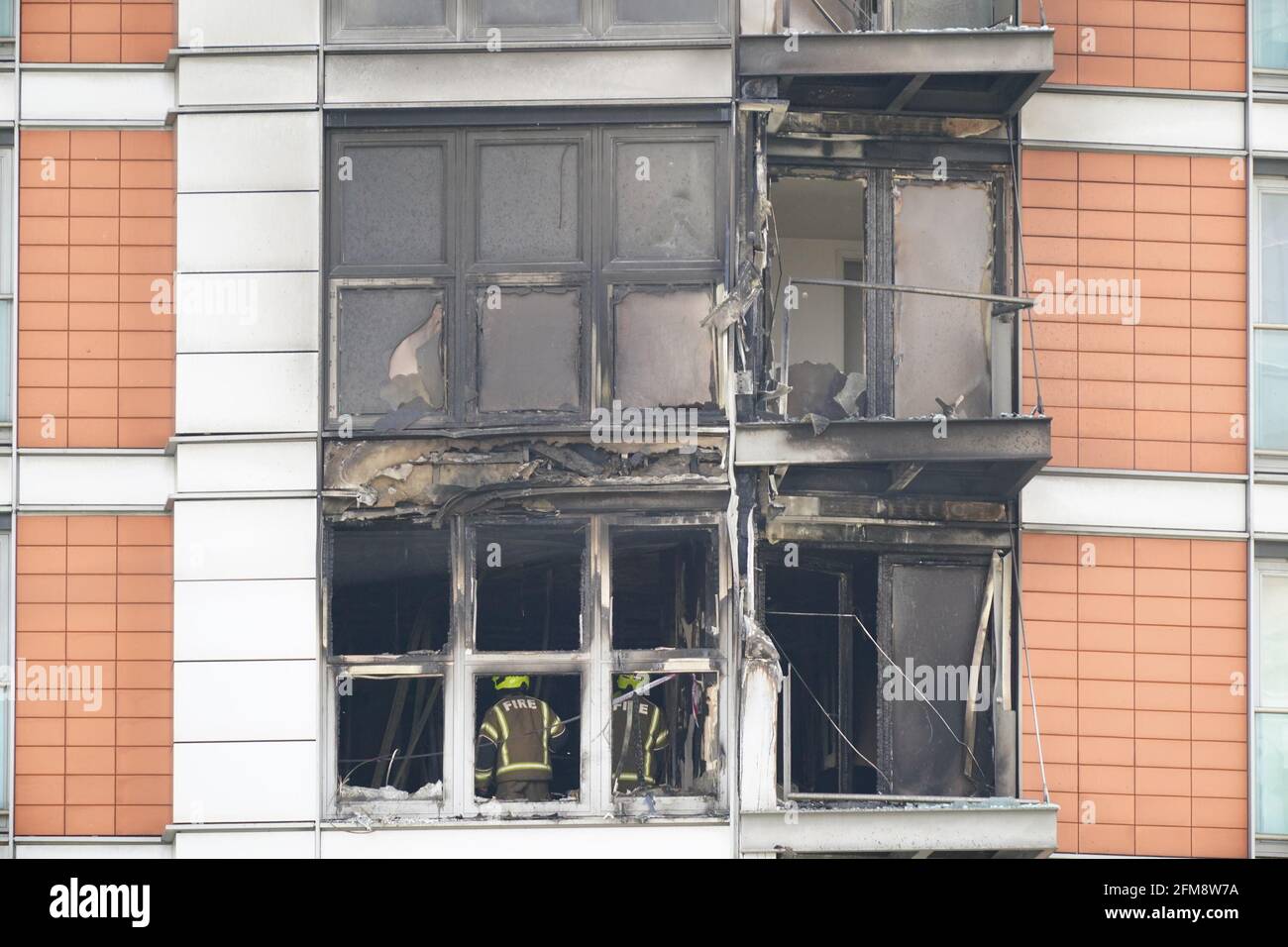 New providence wharf fire hi-res stock photography and images - Alamy