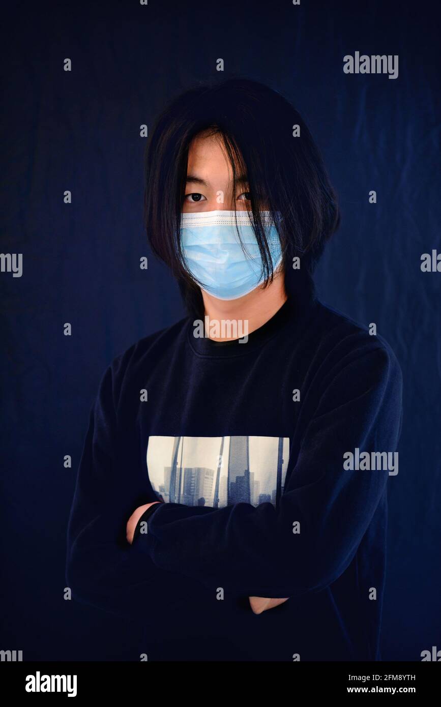 Boy wearing face mask hi-res stock photography and images - Alamy