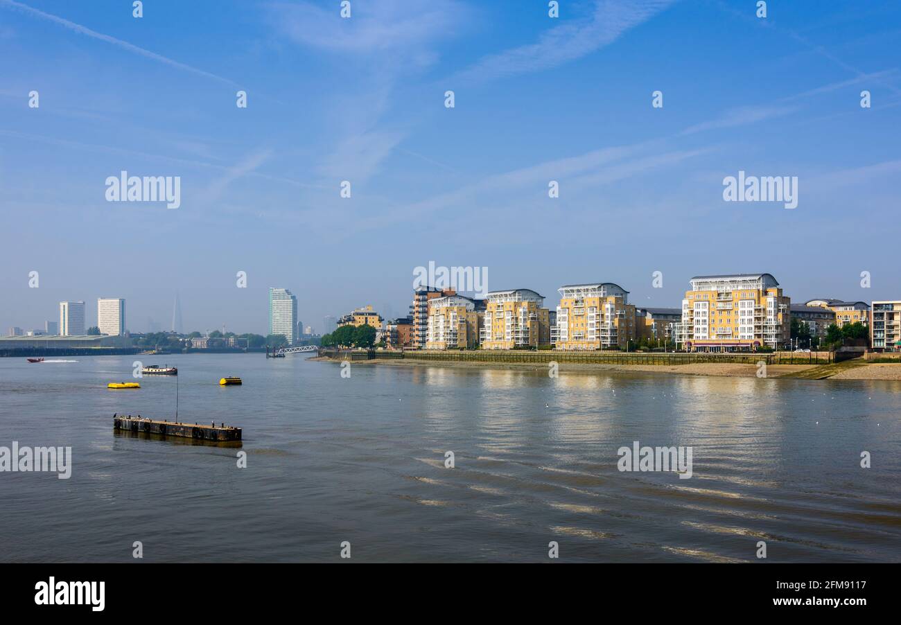 Greenwich london river hi-res stock photography and images - Alamy