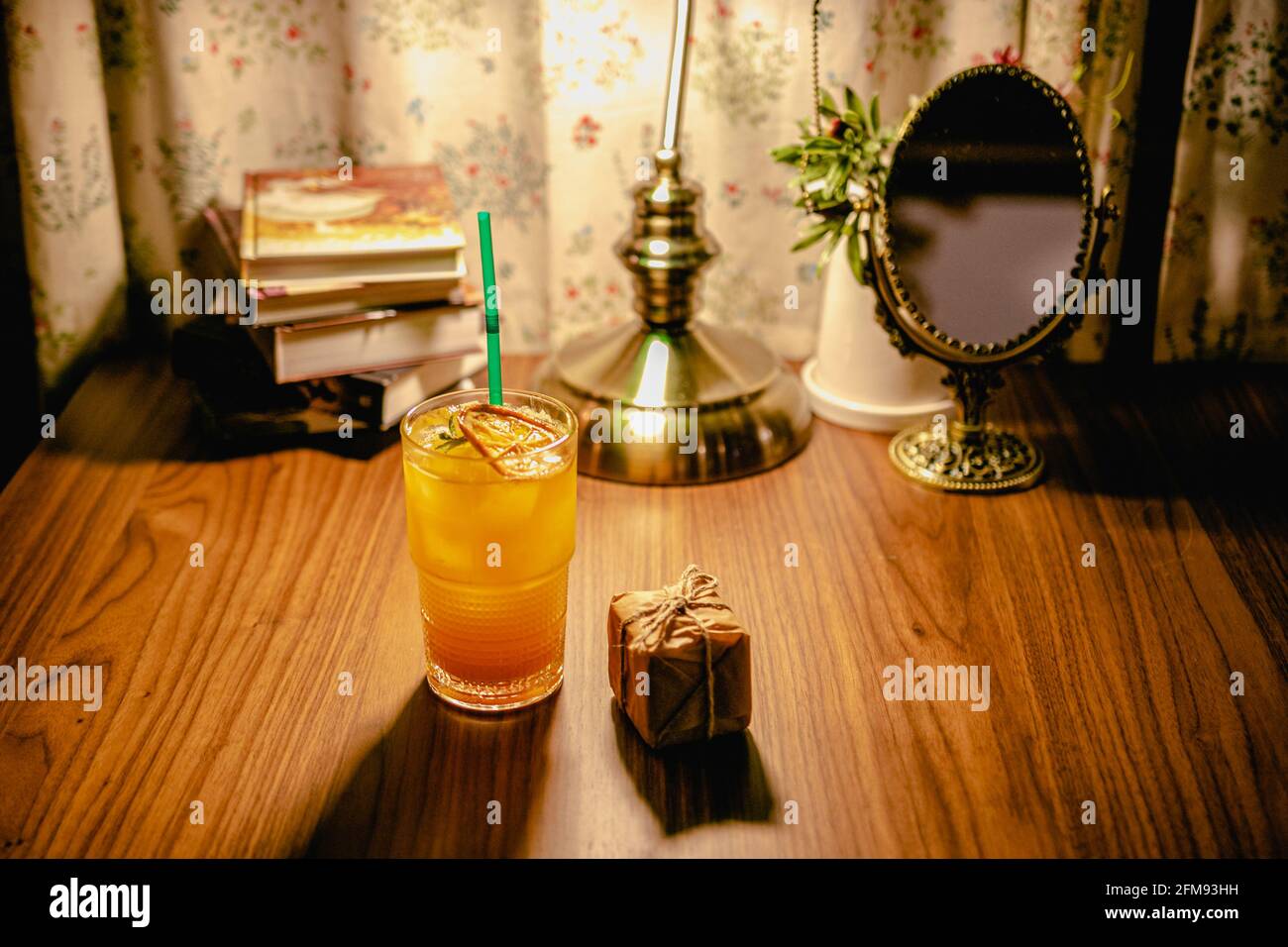 Juice table hi-res stock photography and images - Alamy