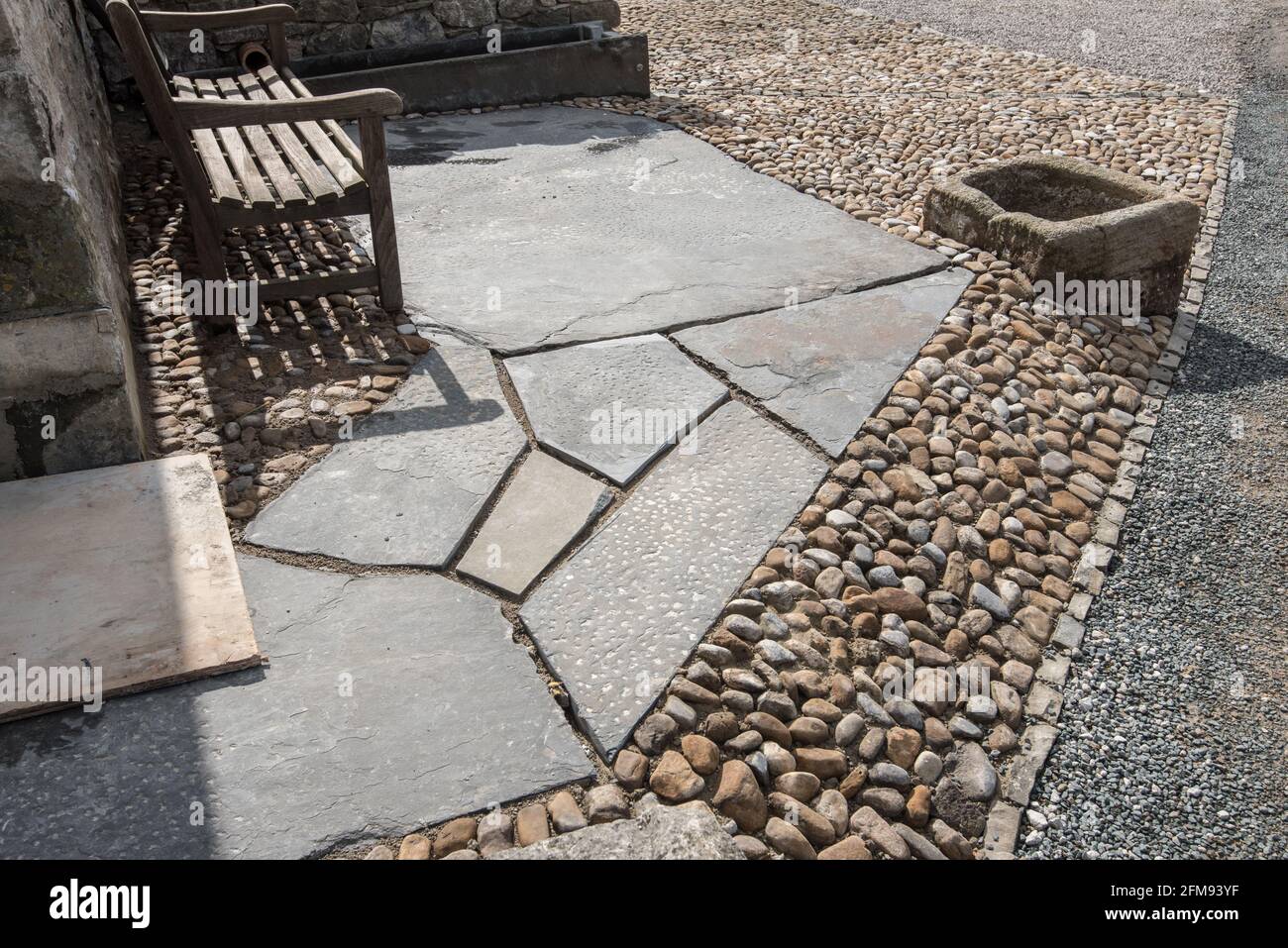 Pebble edging in Horton-in-Ribblesdale Stock Photo - Alamy