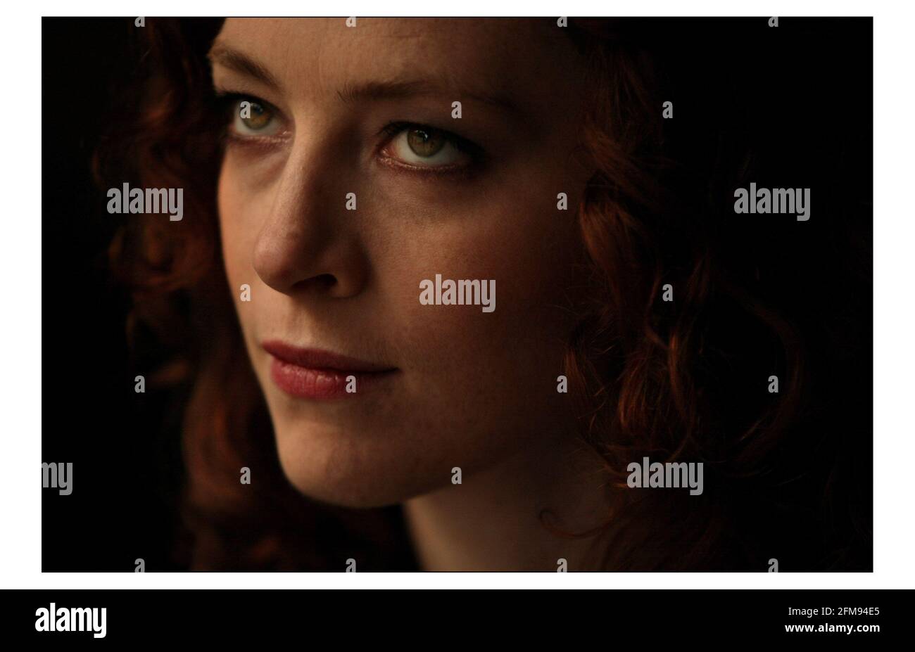 Melissa Auf der Maur.....Singer....ex of the Smashing Pumpkins.pic ...