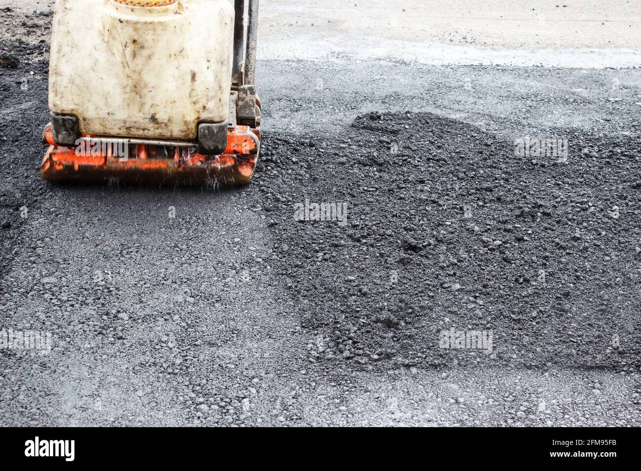Mechanical ramps hi-res stock photography and images - Alamy