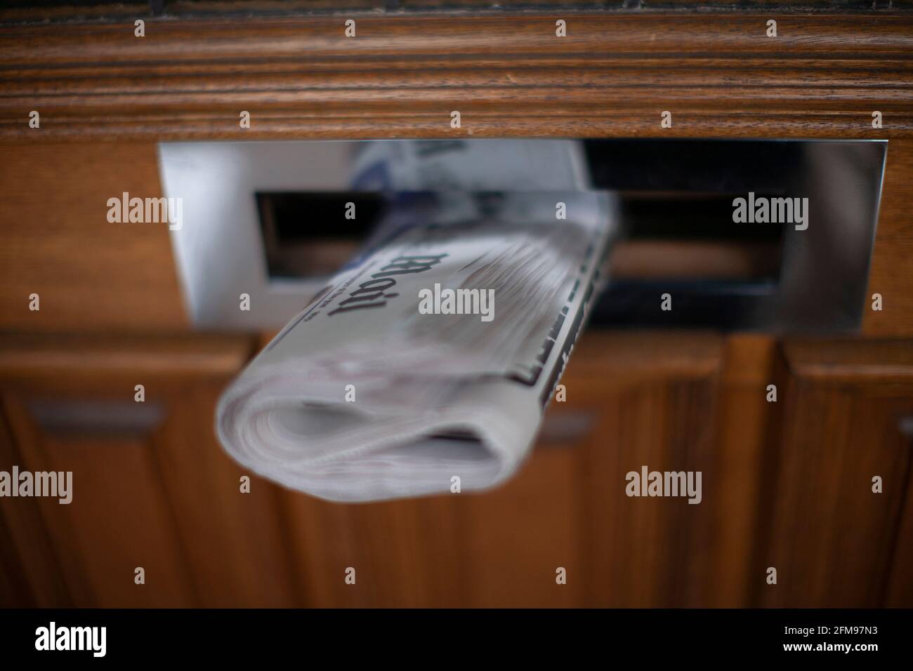 Daily mail paper hi-res stock photography and images - Alamy