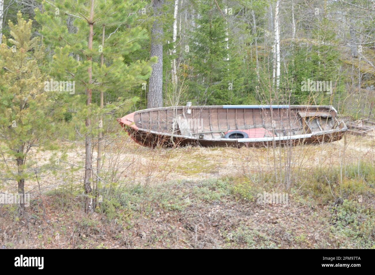 Boat on dry land hi-res stock photography and images - Alamy