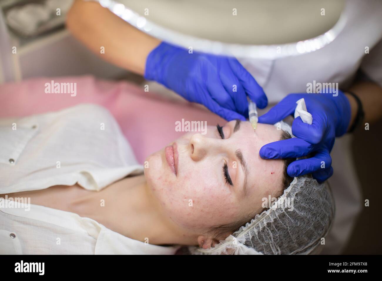 Plasma injections hi-res stock photography and images - Alamy