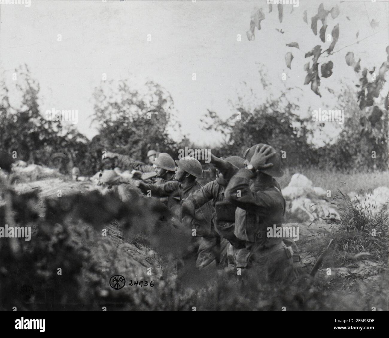 Signal corps hi-res stock photography and images - Alamy