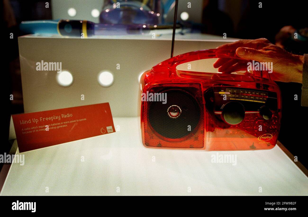 Windup radio hi-res stock photography and images - Alamy