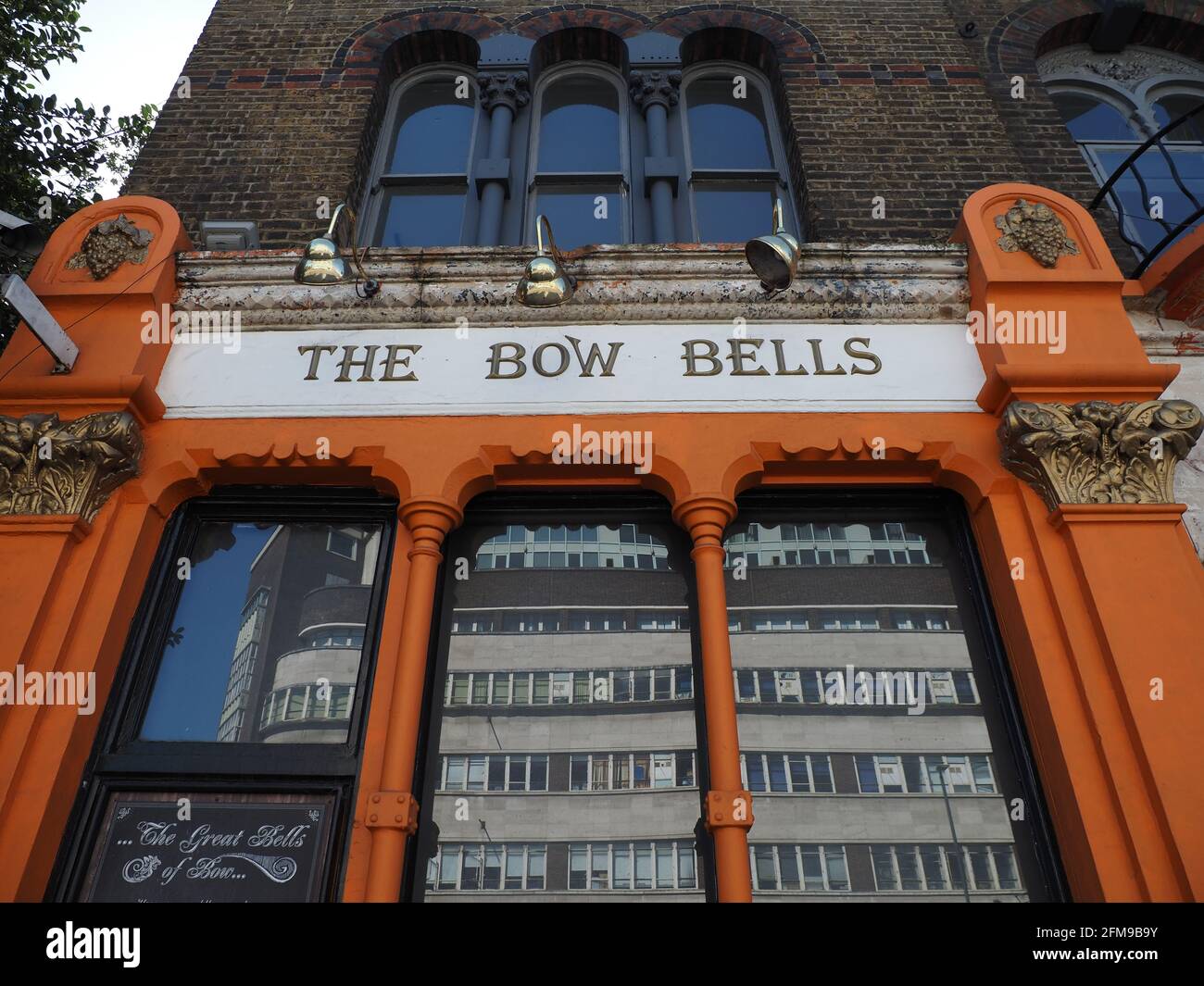 Bow bells architecture hi-res stock photography and images - Alamy