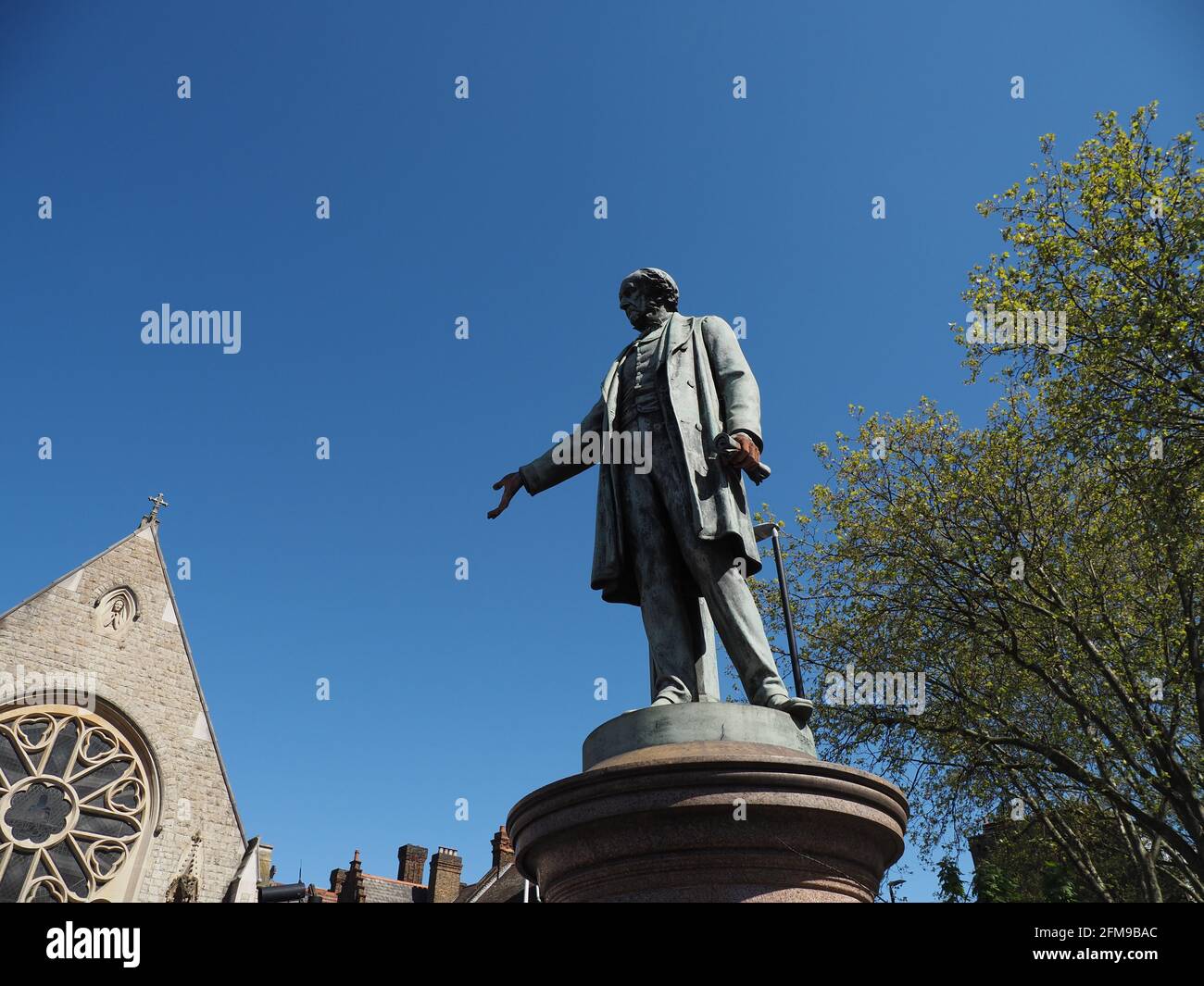 Statue of gladstone bow hi-res stock photography and images - Alamy
