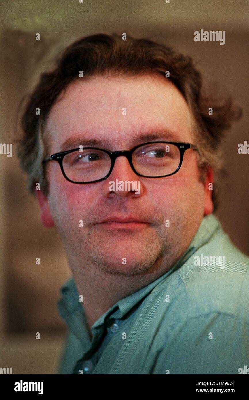 Reporting mark hi-res stock photography and images - Alamy