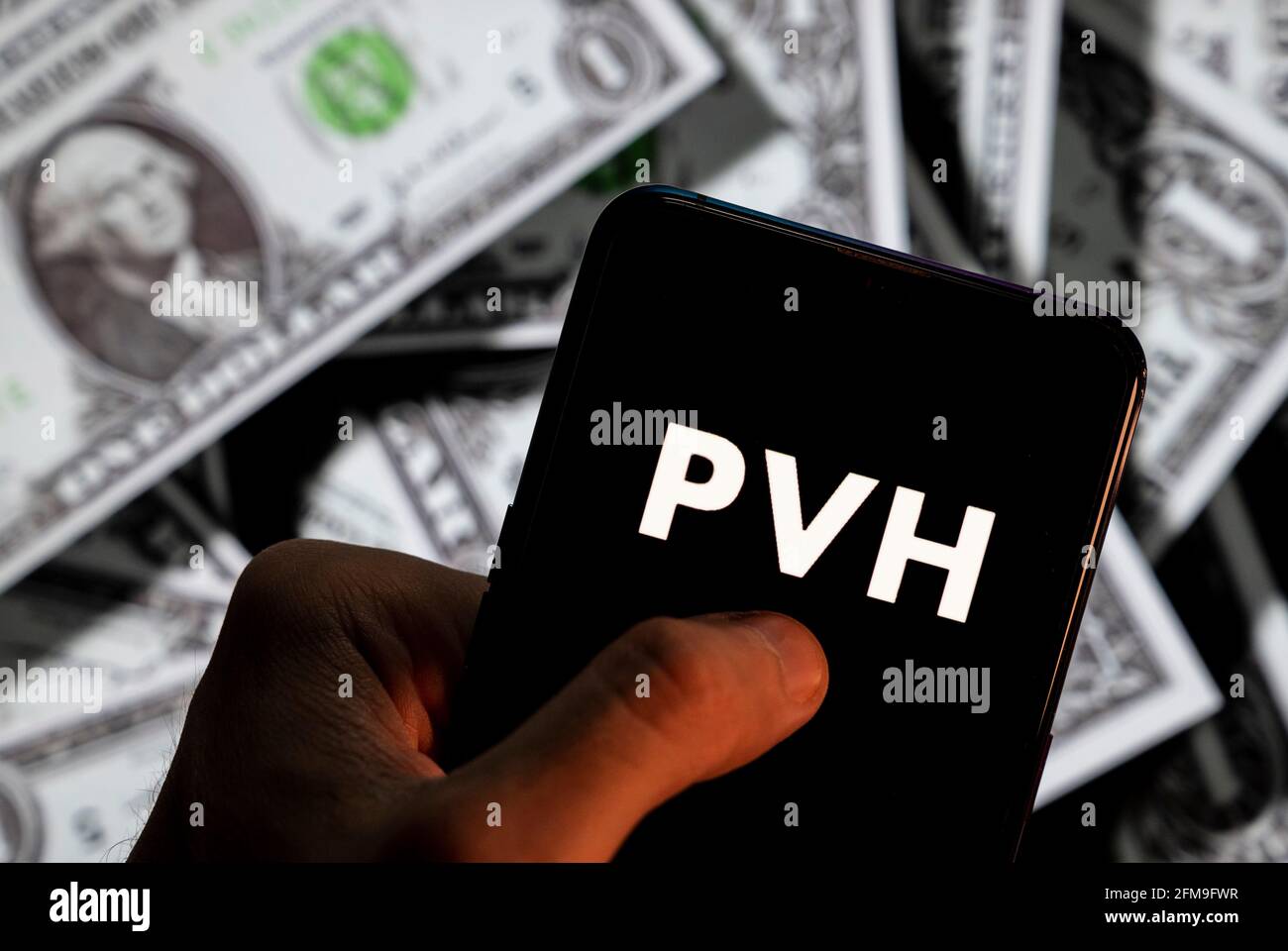 Pvh logo hi-res stock photography and images - Alamy