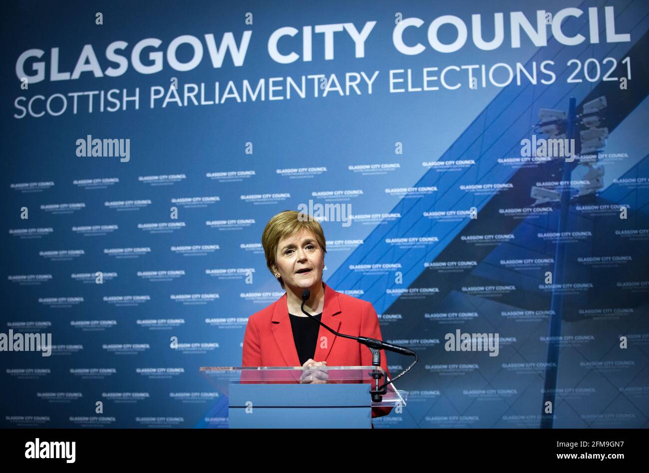 First Minister and SNP party leader Nicola Sturgeon delivers her speech ...