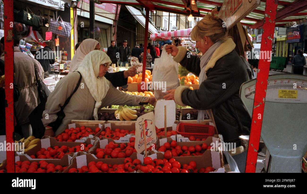 Multi Cultural, Multi Racial Britain on the streets of Notting Hill ...