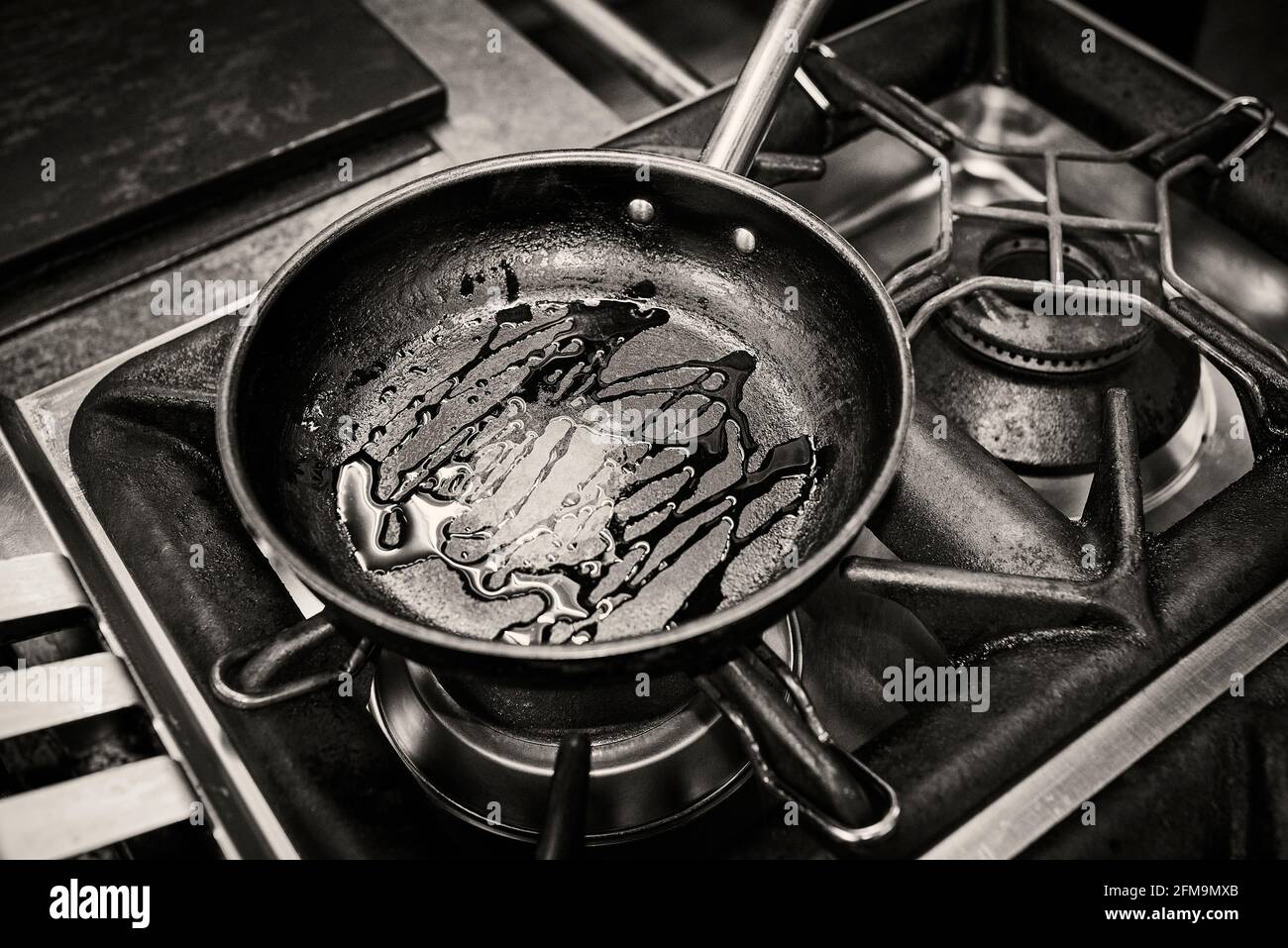 Oil stove hi-res stock photography and images - Alamy