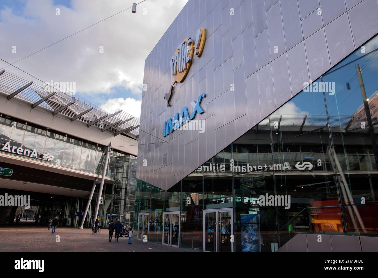 Movie imax hi-res stock photography and images - Alamy