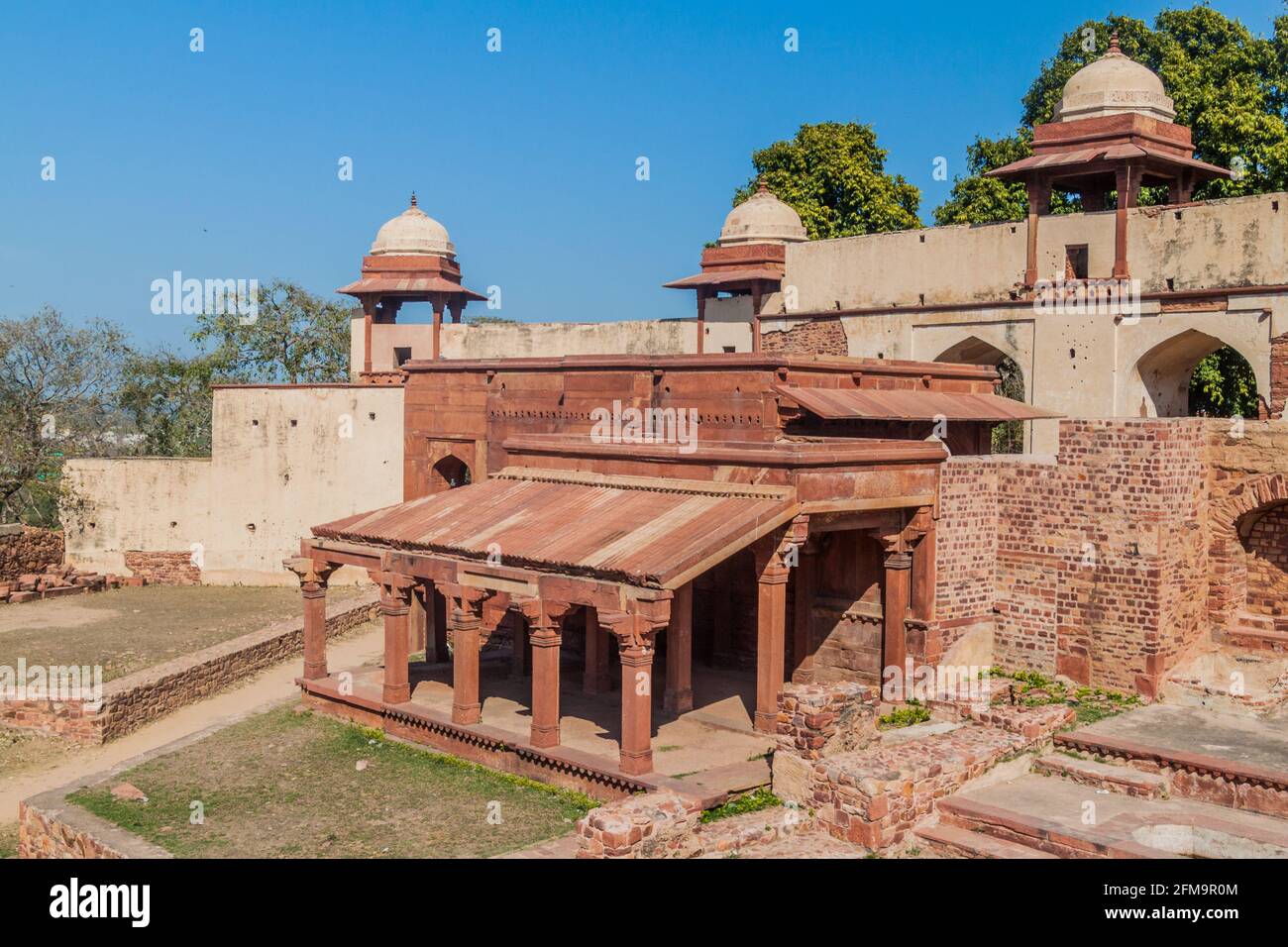 Stonecutters hi-res stock photography and images - Alamy