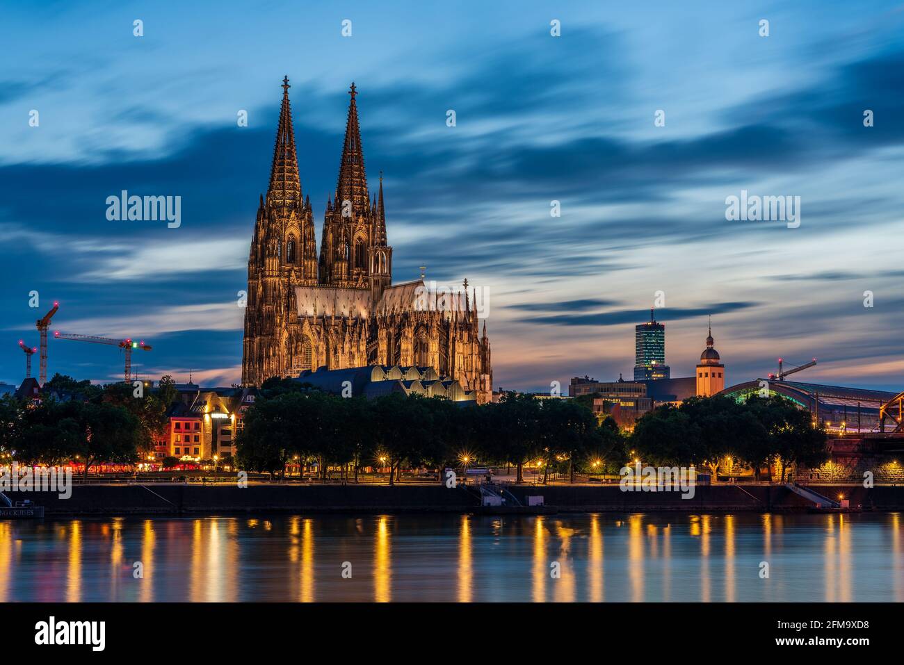 Cologne cathedral sunrise hi-res stock photography and images - Alamy