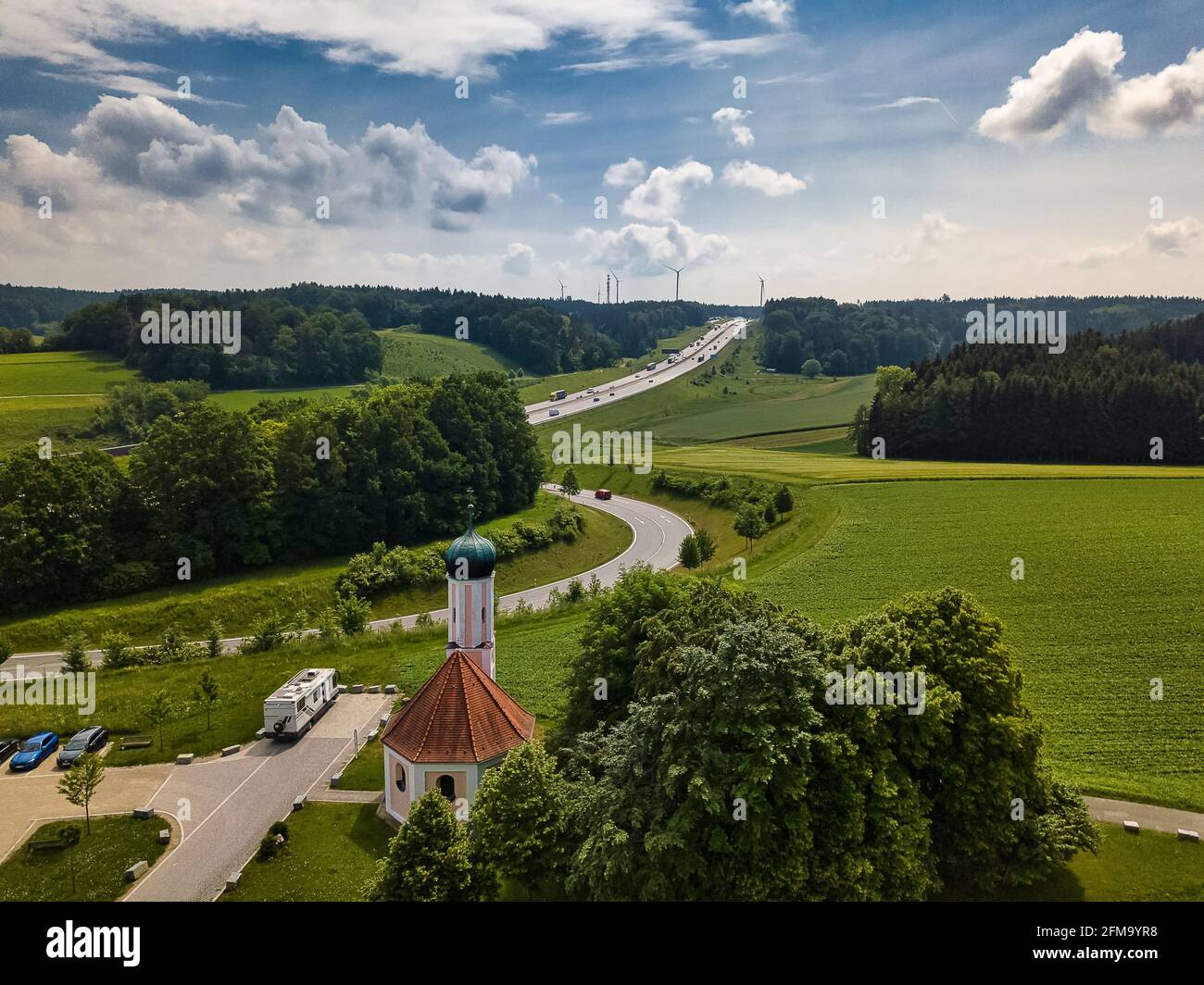 Highway day building hi-res stock photography and images - Alamy