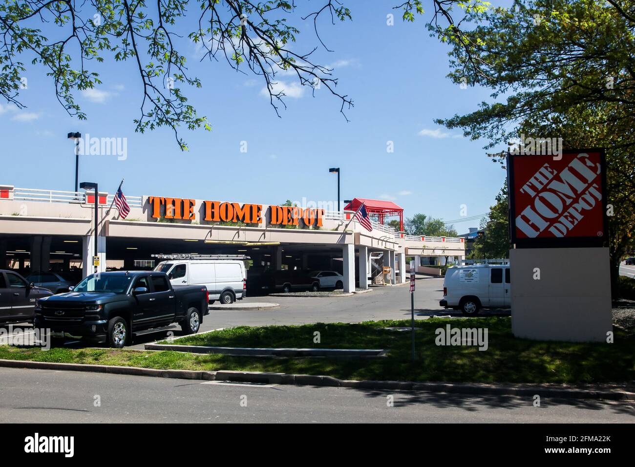 Home depot sign hi-res stock photography and images - Alamy
