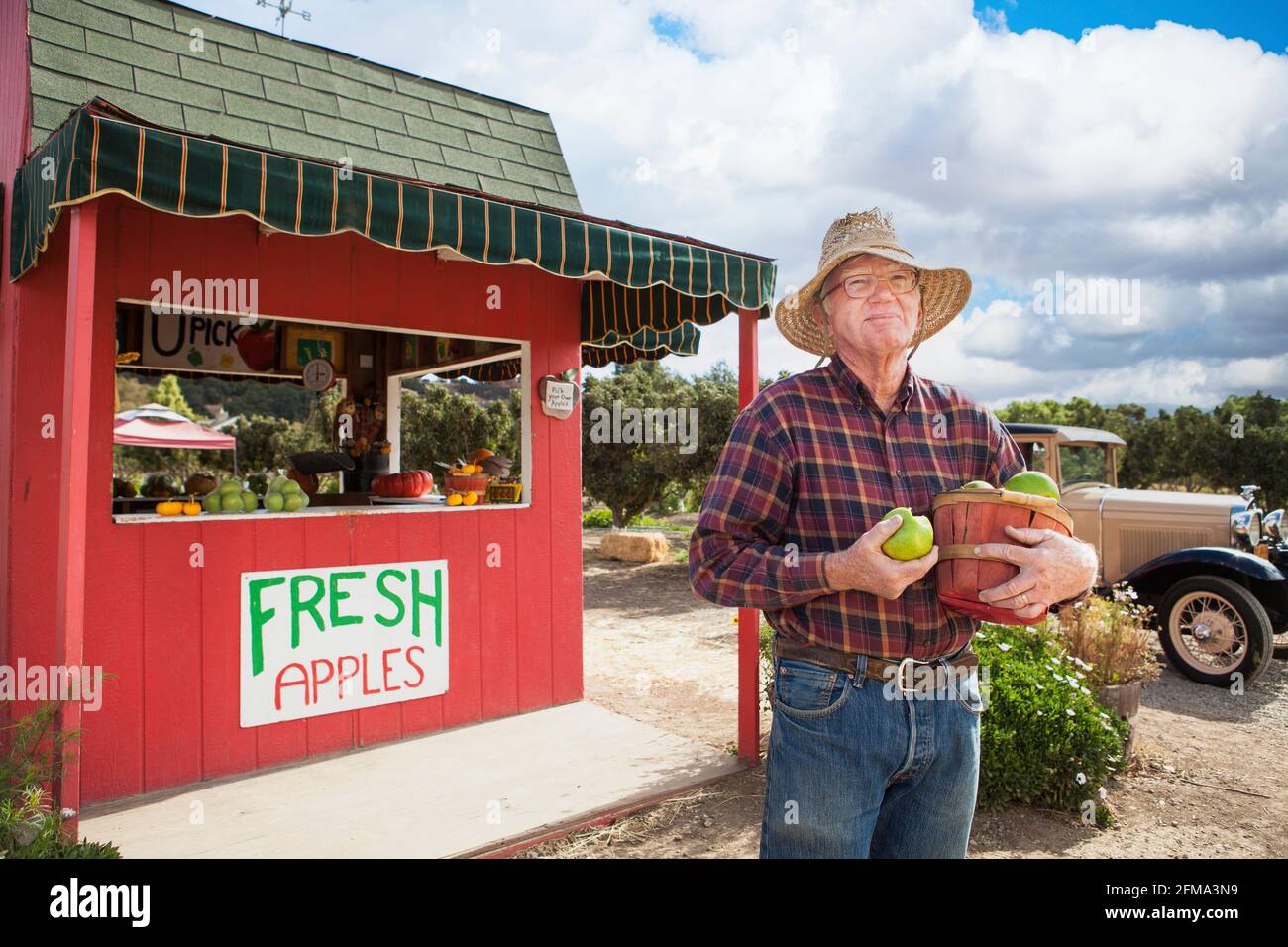 Vintage farmer portrait hi-res stock photography and images - Alamy