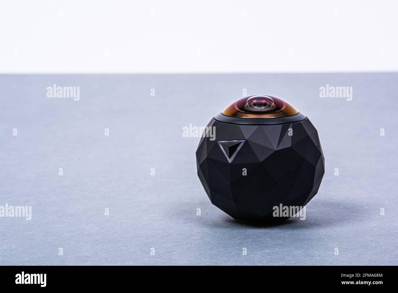 Side camera angle hi-res stock photography and images - Alamy