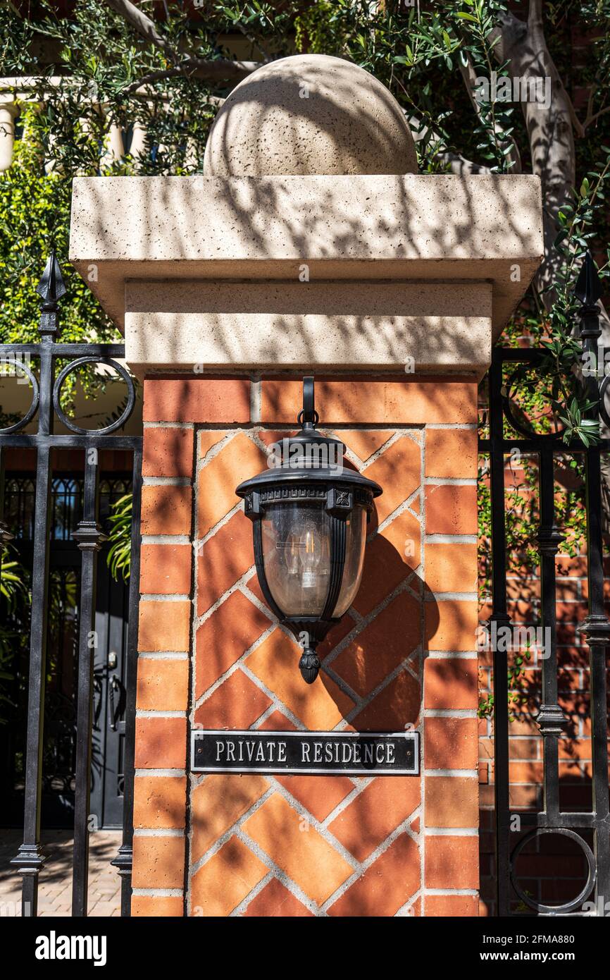 Private sign red brick usa hi-res stock photography and images - Alamy