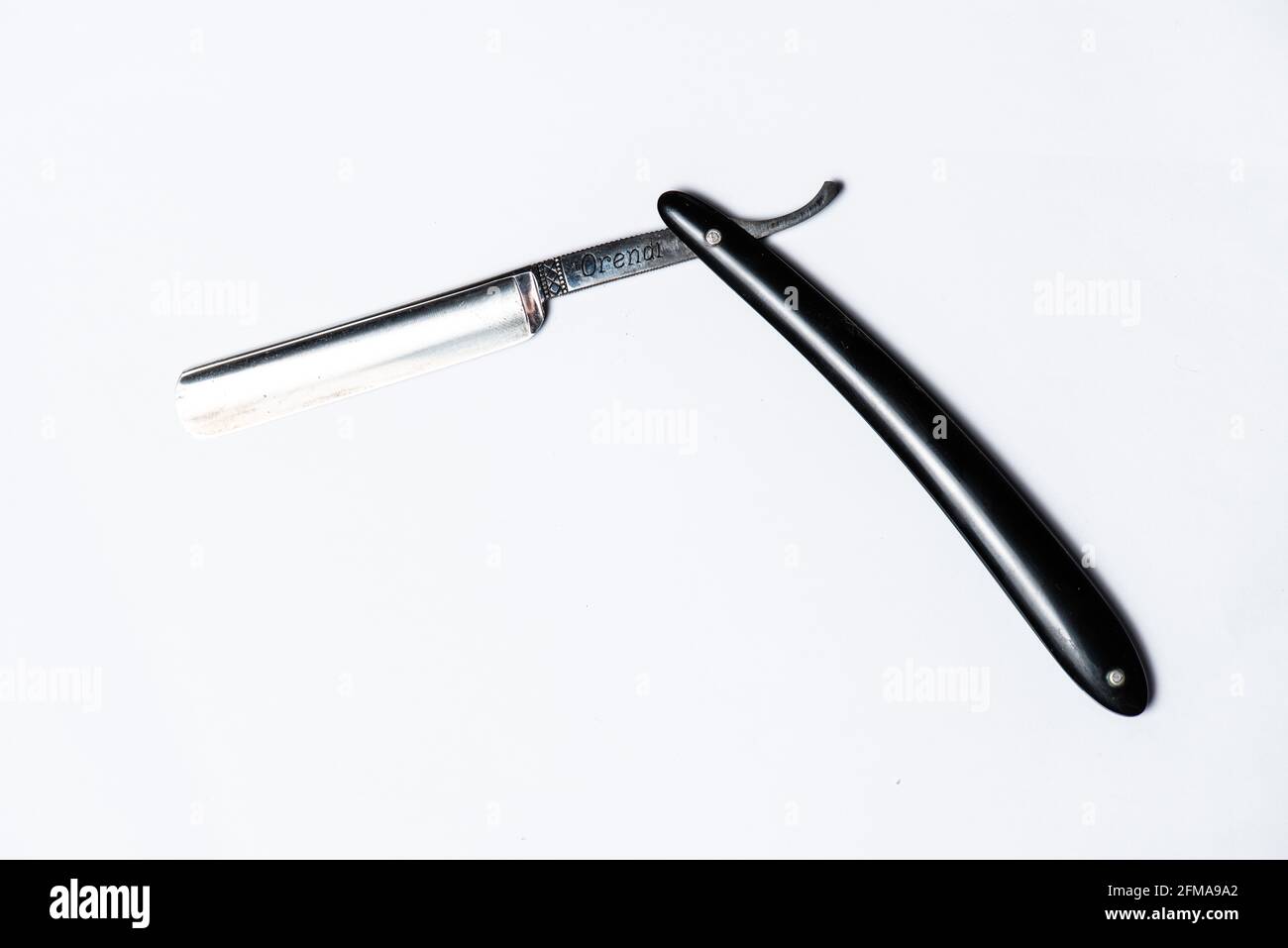 Vintage Straight Razor Brands